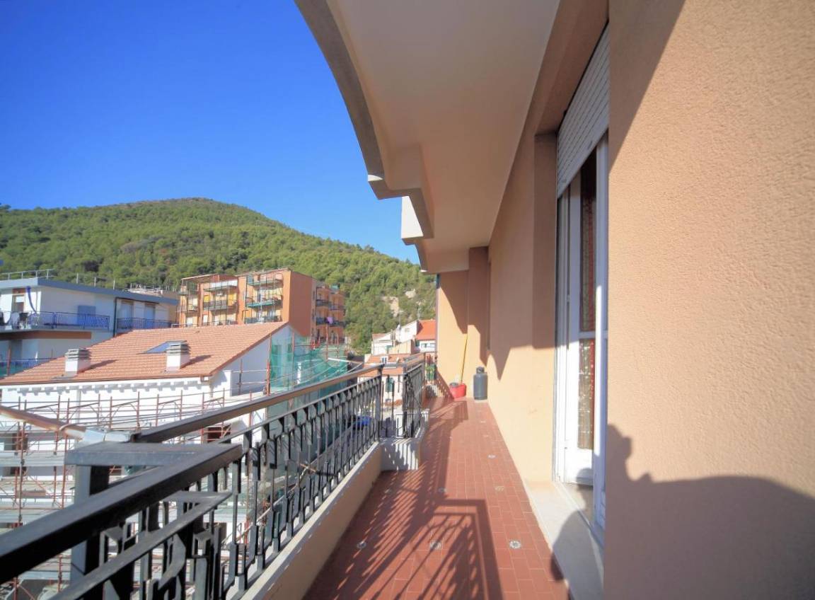55 M² Apartment ∙ 1 Bedroom ∙ 6 Guests - Albenga