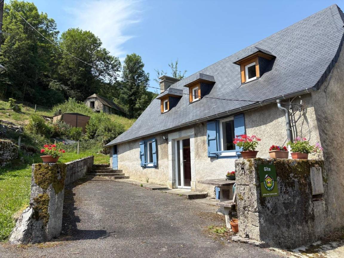 90 M² Gîte ∙ 3 Chambres ∙ 6 Personnes - Hautes-Pyrénées
