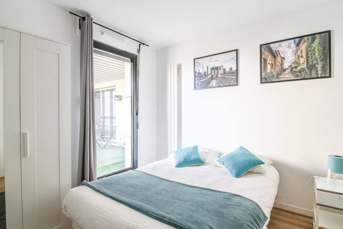 136 M² Chambre Privée ∙ 1 Chambre ∙ 6 Personnes - Marly-le-Roi