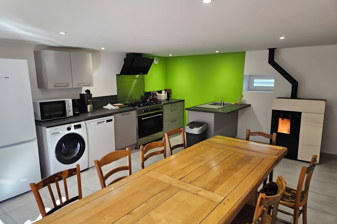 120 M² Maison De Vacances ∙ 3 Chambres ∙ 9 Personnes - Mâcon