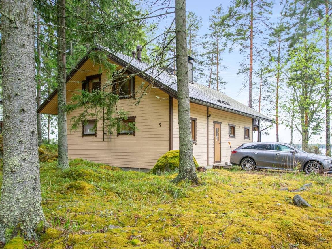 125 M² Talo ∙ 2 Makuuhuonetta ∙ 6 Vierasta - Hämeenlinna