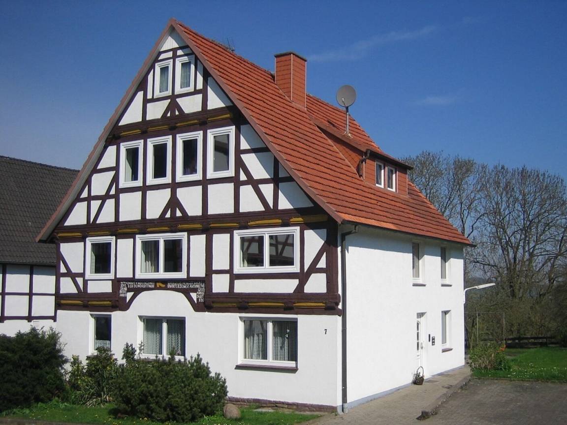 48 M² Ferienwohnung ∙ 1 Schlafzimmer ∙ 4 Gäste - Hofgeismar