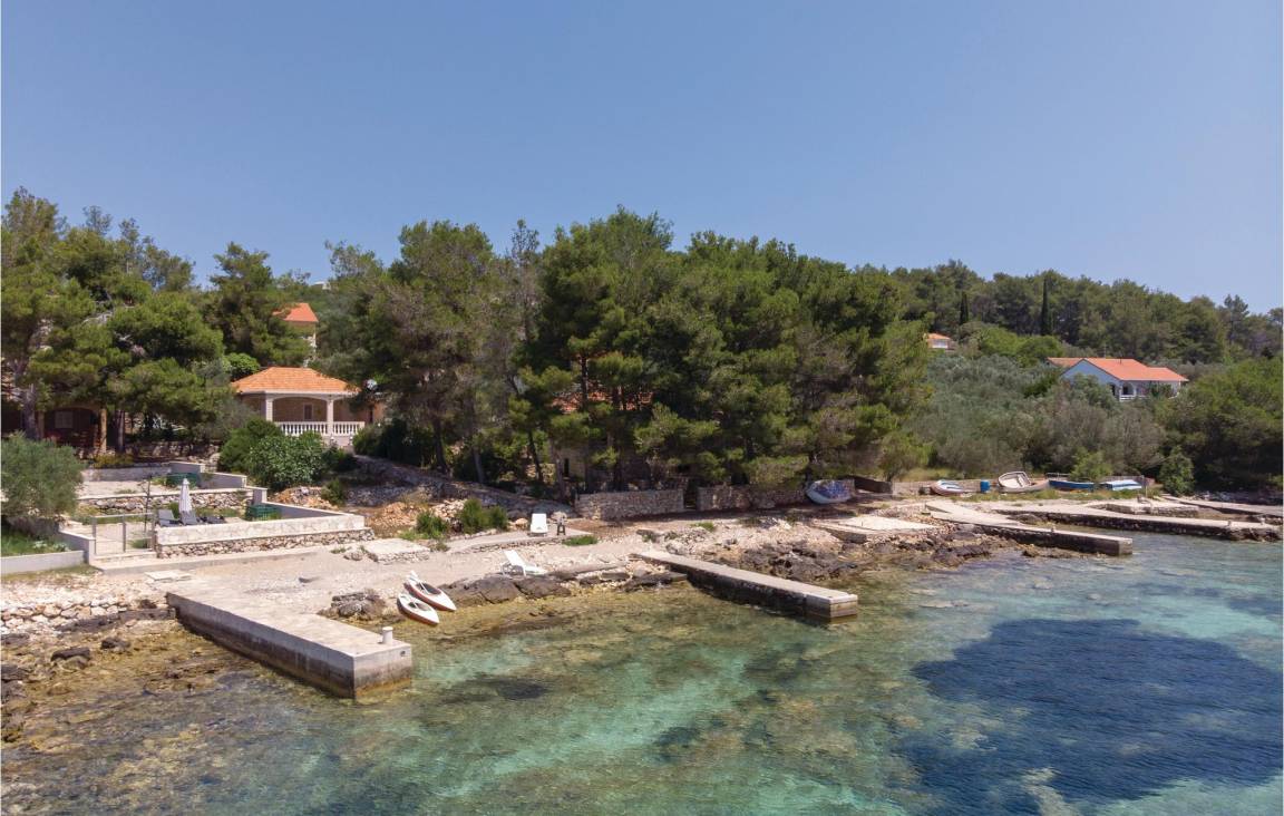 85 M² Ferienhaus ∙ 3 Schlafzimmer ∙ 6 Gäste - Vela Luka
