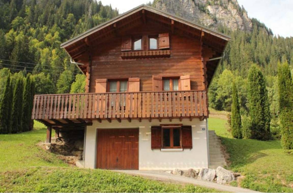 90 M² Chalet ∙ 4 Slaapkamers ∙ 8 Gasten - Champéry