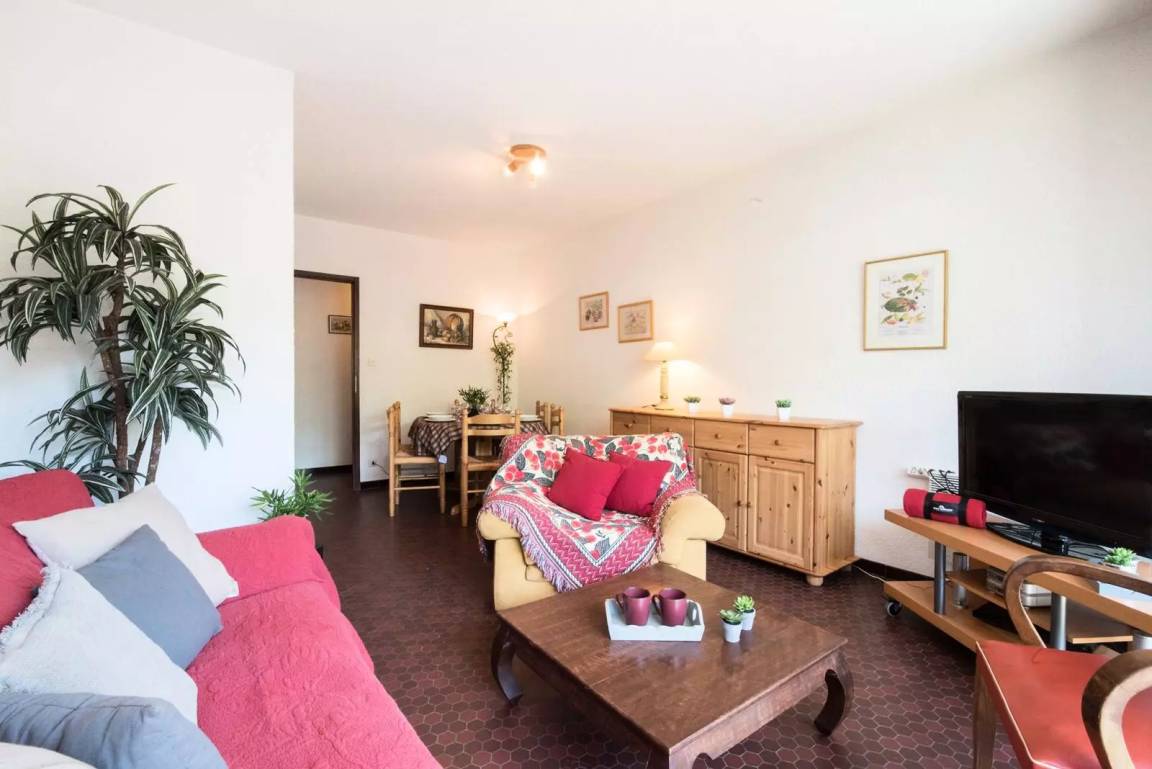 69 M² Apartamento ∙ 2 Habitaciones ∙ 6 Huéspedes - Arreau