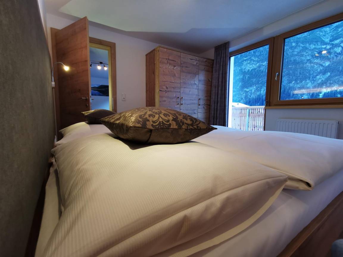60 M² Hotel ∙ 2 Bedrooms ∙ 5 Guests - Holzgau