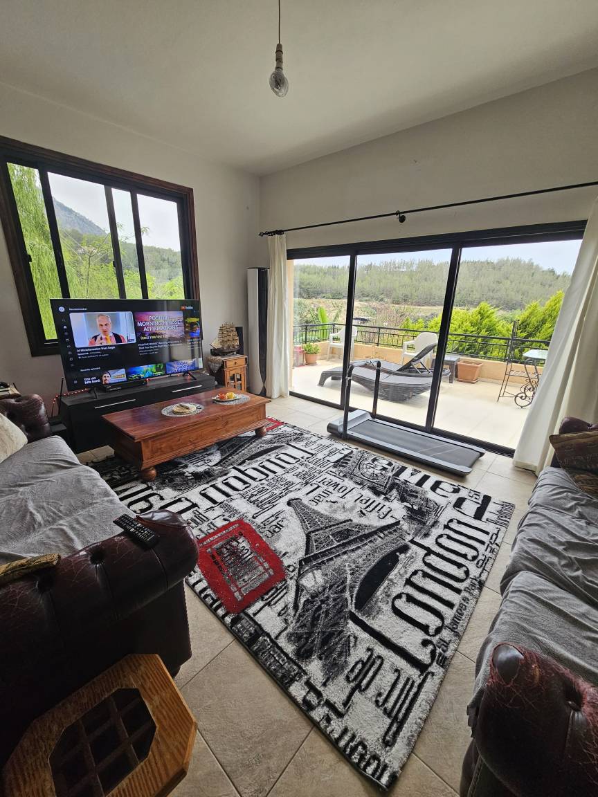 650 M² Villa ∙ 5 Bedrooms ∙ 10 Guests - Zypern