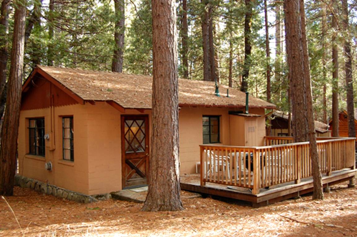 House ∙ 1 Bedroom ∙ 4 Guests - Fish Camp, CA