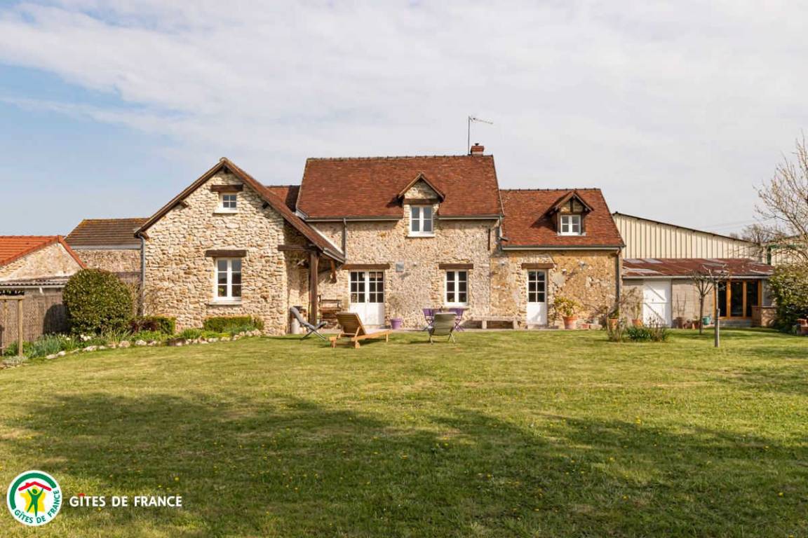 100 M² Gîte ∙ 2 Habitaciones ∙ 4 Huéspedes - Marne