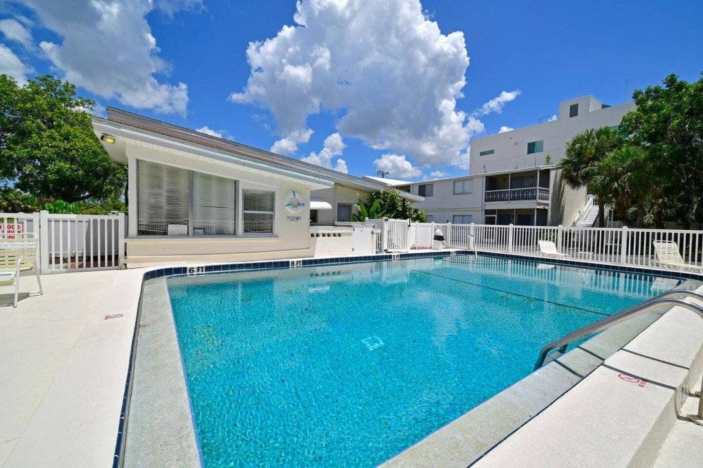 Studio Flat ∙ 1 Bedroom ∙ 2 Guests - Sarasota, FL
