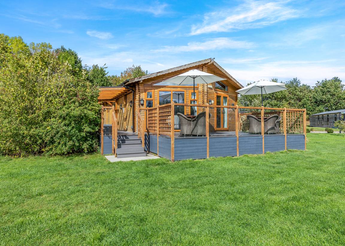 Chalet ∙ 3 Bedrooms ∙ 6 Guests - Cheshire