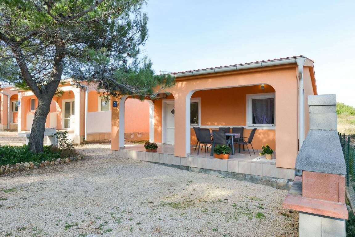 57 M² Ferienhaus ∙ 2 Schlafzimmer ∙ 6 Gäste - Vir