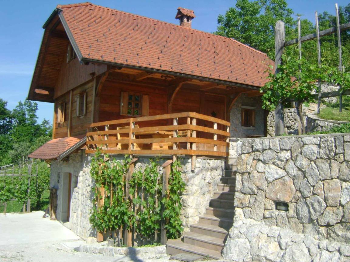 96 M² House ∙ 3 Bedrooms ∙ 10 Guests - Slovenia