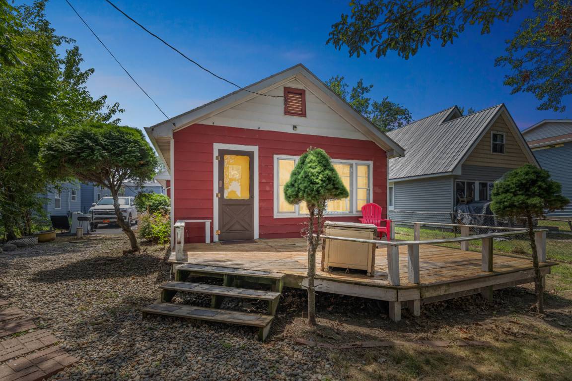 91 M² House ∙ 2 Bedrooms ∙ 4 Guests - Indiana Beach, Monticello