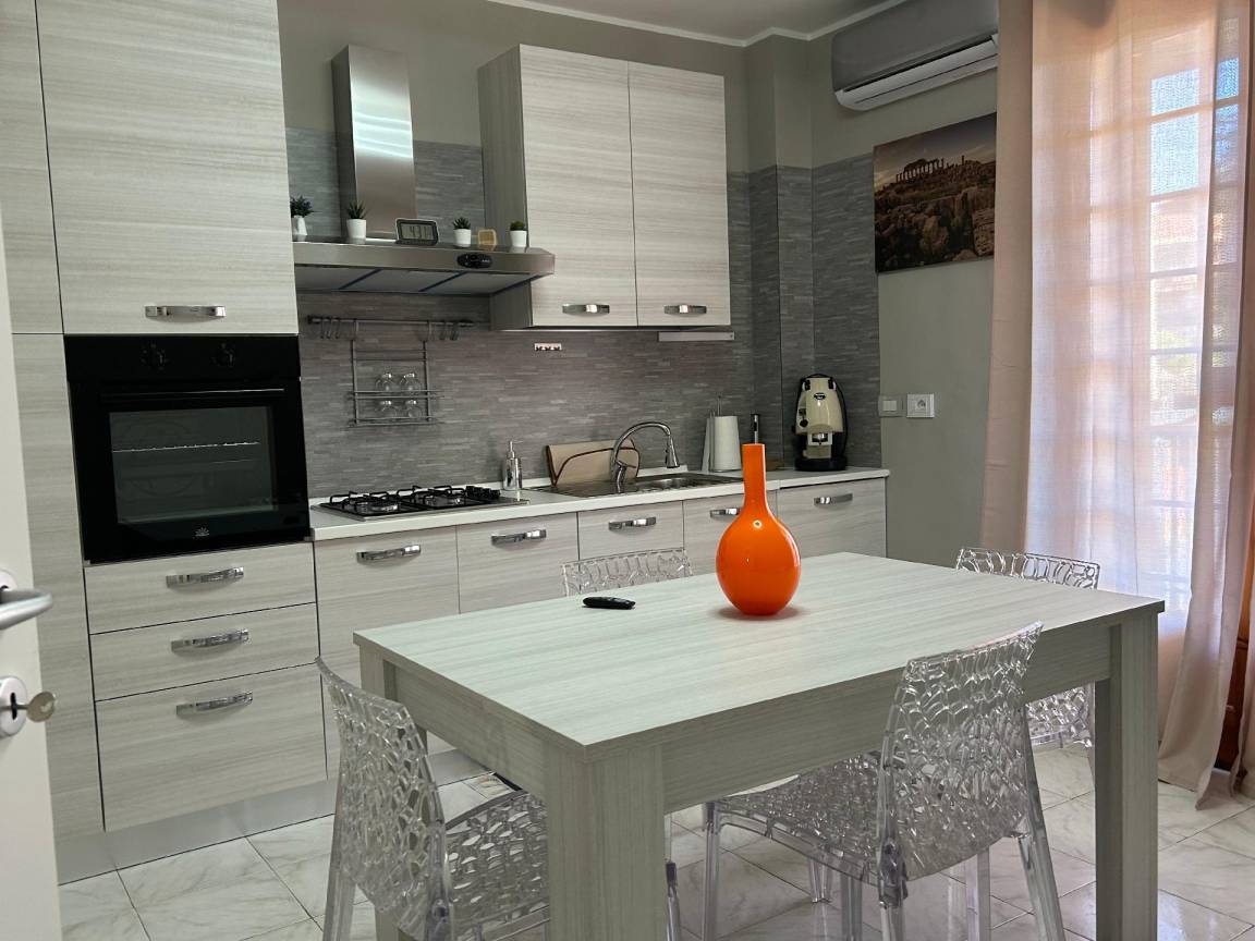 75 M² Appartement ∙ 1 Chambre ∙ 4 Personnes - Aci Castello