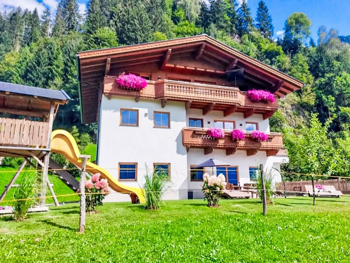 115 M² Apartment ∙ 3 Bedrooms ∙ 8 Guests - Mayrhofen