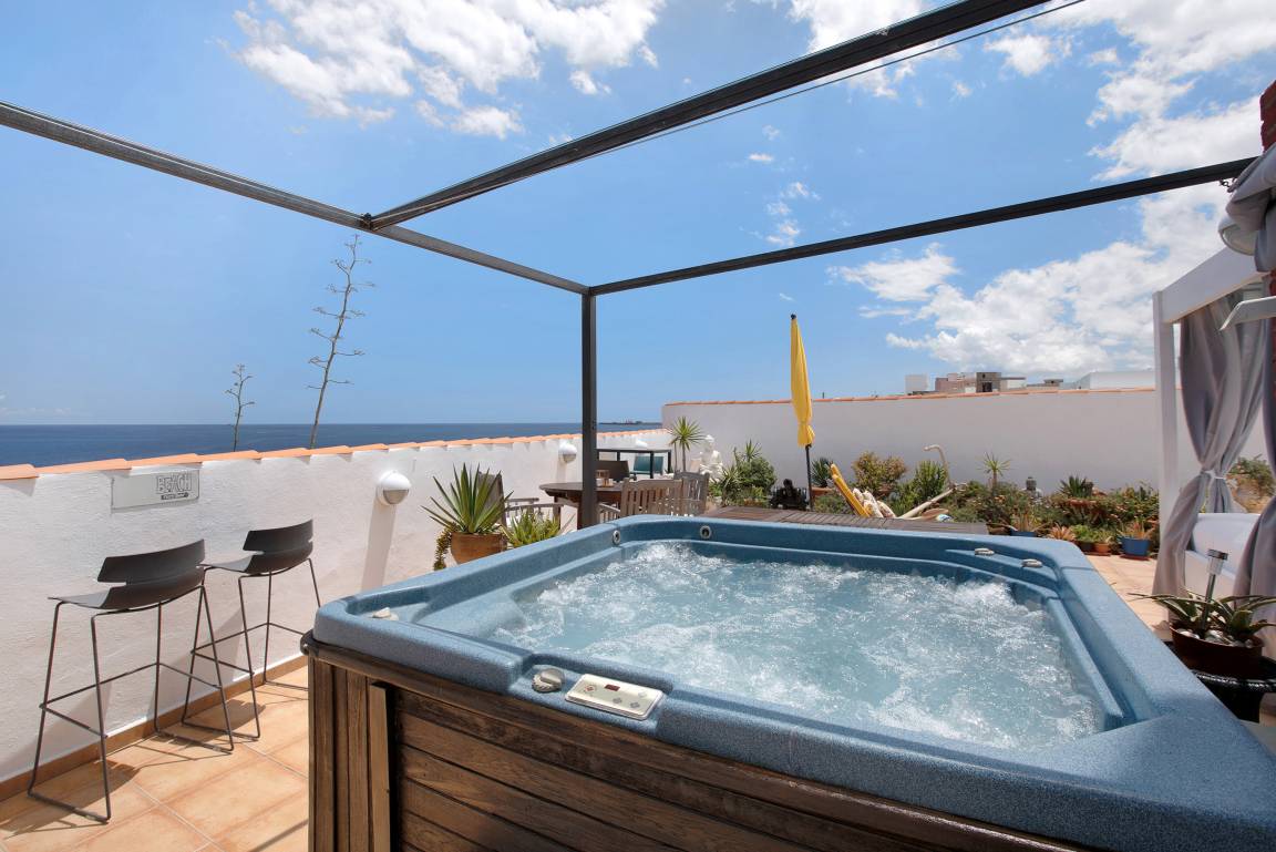 60 M² Apartment ∙ 2 Bedrooms ∙ 5 Guests - Tenerife