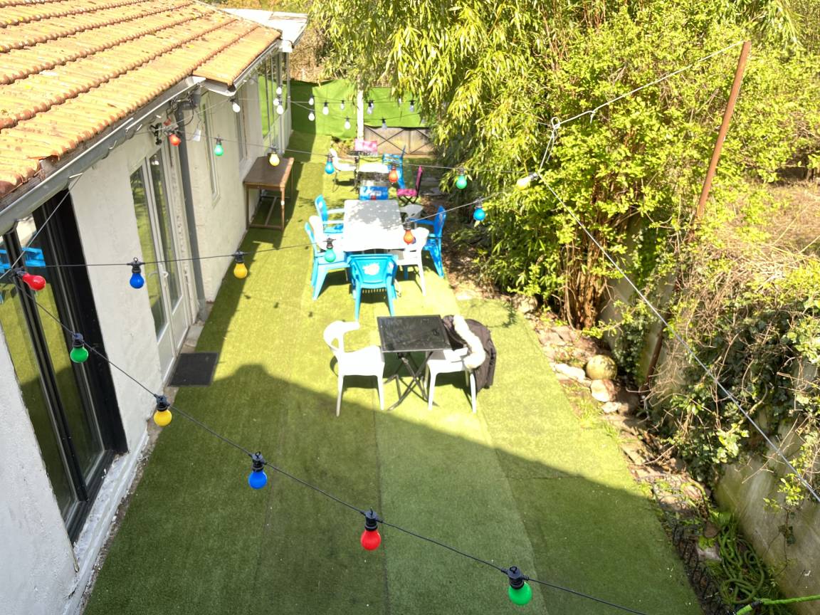 150 M² Maison De Vacances ∙ 5 Chambres ∙ 15 Personnes - Enghien-les-Bains