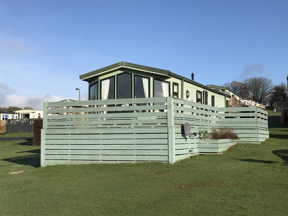 75 M² Chalet ∙ 2 Bedrooms ∙ 4 Guests - Dumfries and Galloway