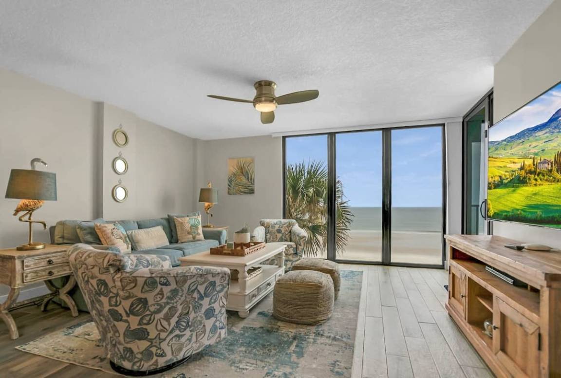 144 M² Apartment ∙ 3 Bedrooms ∙ 8 Guests - Crescent Beach, FL