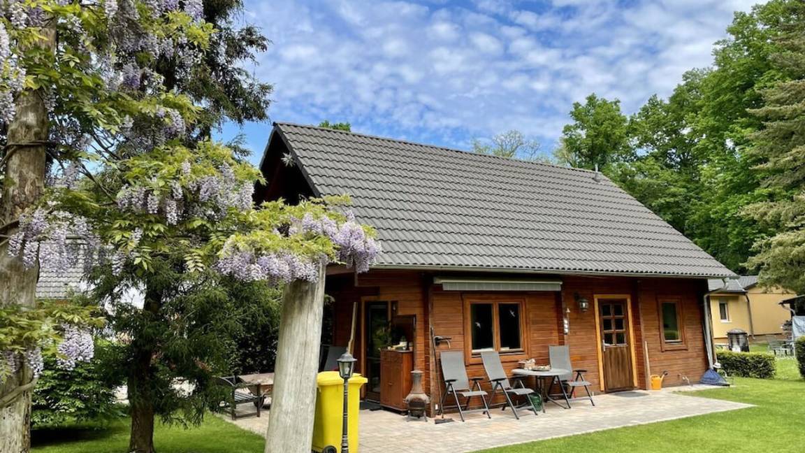 90 M² Ferienhaus ∙ 2 Schlafzimmer ∙ 4 Gäste - Neuruppin