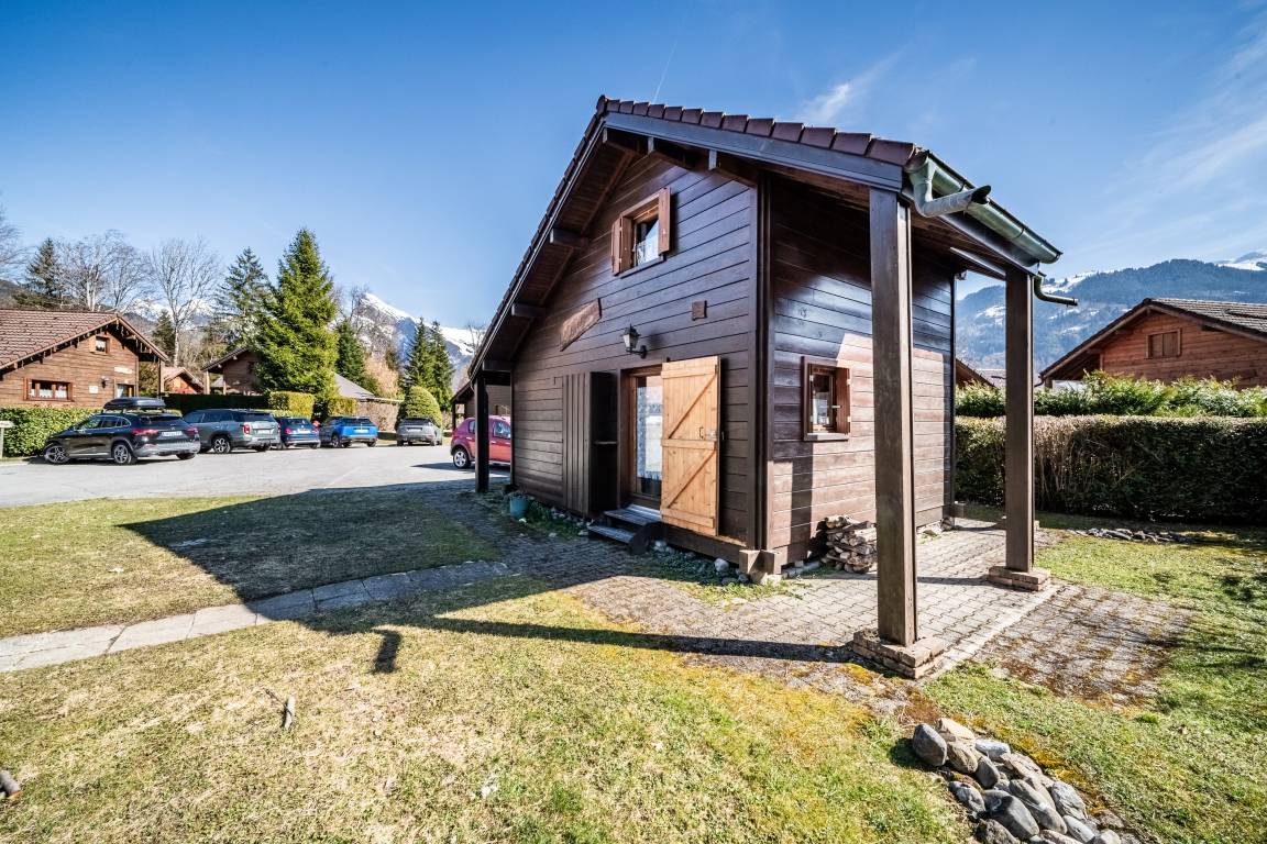40 M² Chalet ∙ 2 Bedrooms ∙ 4 Guests - Verchaix