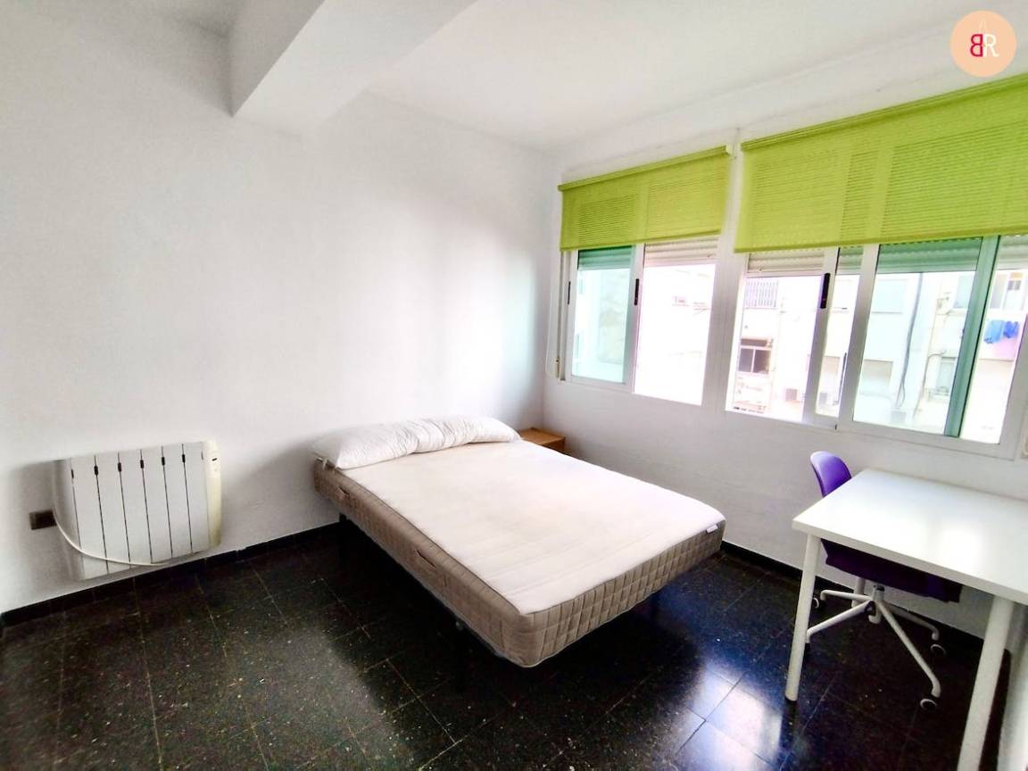 150 M² Habitación Privada ∙ 1 Habitación ∙ 1 Huésped - Castellón de la Plana