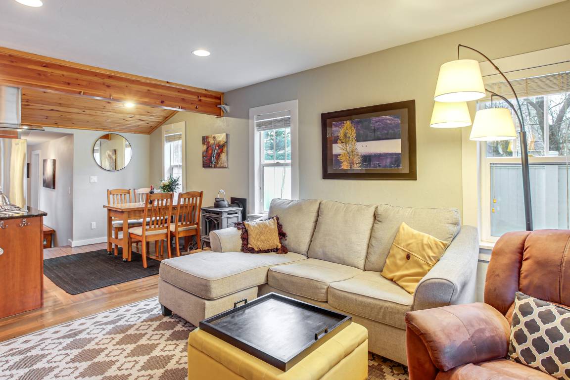 83 M² House ∙ 2 Bedrooms ∙ 3 Guests - Coeur d'Alene, ID