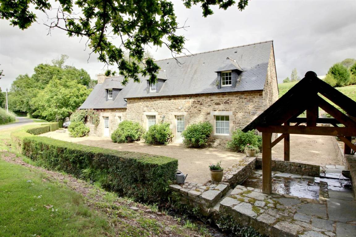 177 M² Gîte ∙ 2 Chambres ∙ 5 Personnes - Plougrescant