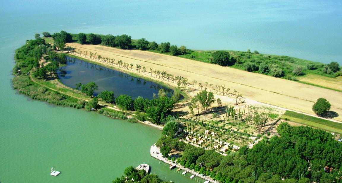 24 M² Hotel ∙ 2 Bedrooms ∙ 6 Guests - Passignano sul Trasimeno