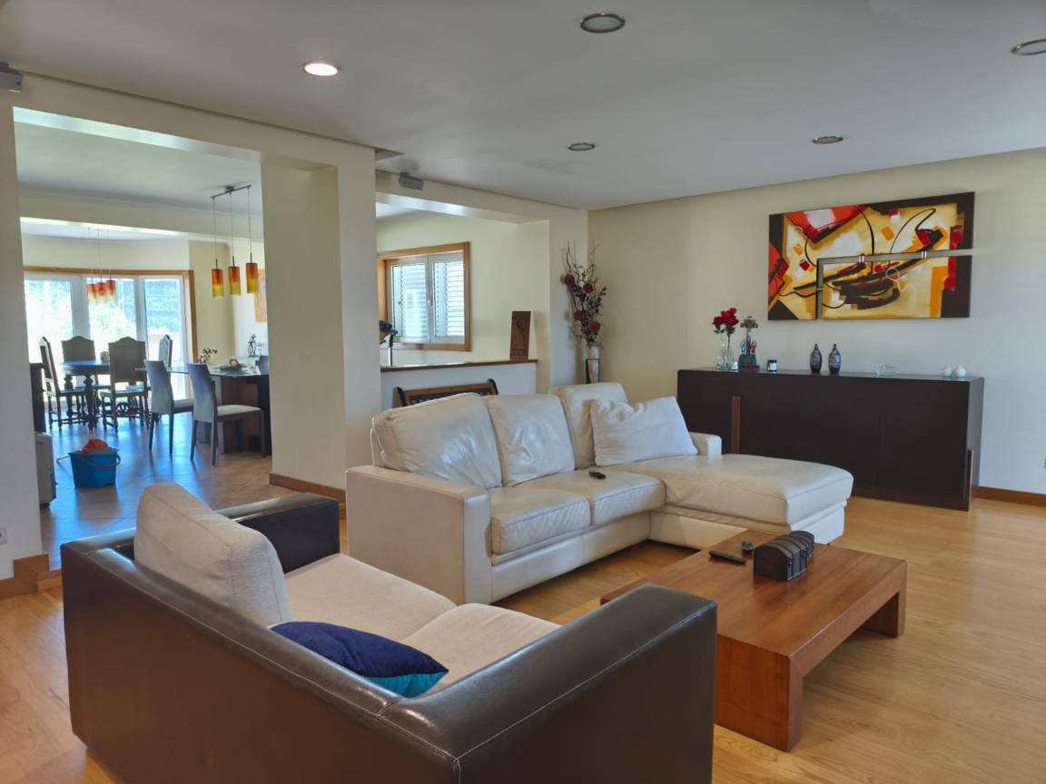 350 M² Villa ∙ 3 Bedrooms ∙ 6 Guests - Apúlia