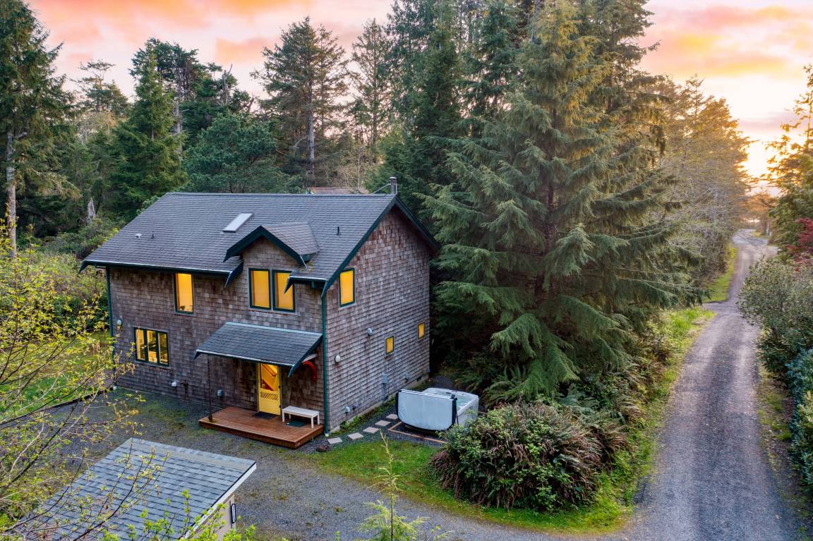 151 M² House ∙ 3 Bedrooms ∙ 8 Guests - Cannon Beach, OR