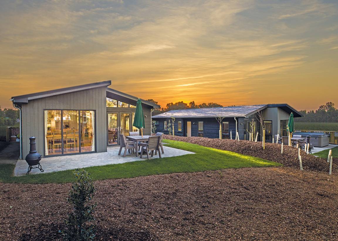 Chalet ∙ 3 Bedrooms ∙ 6 Guests - Tenby
