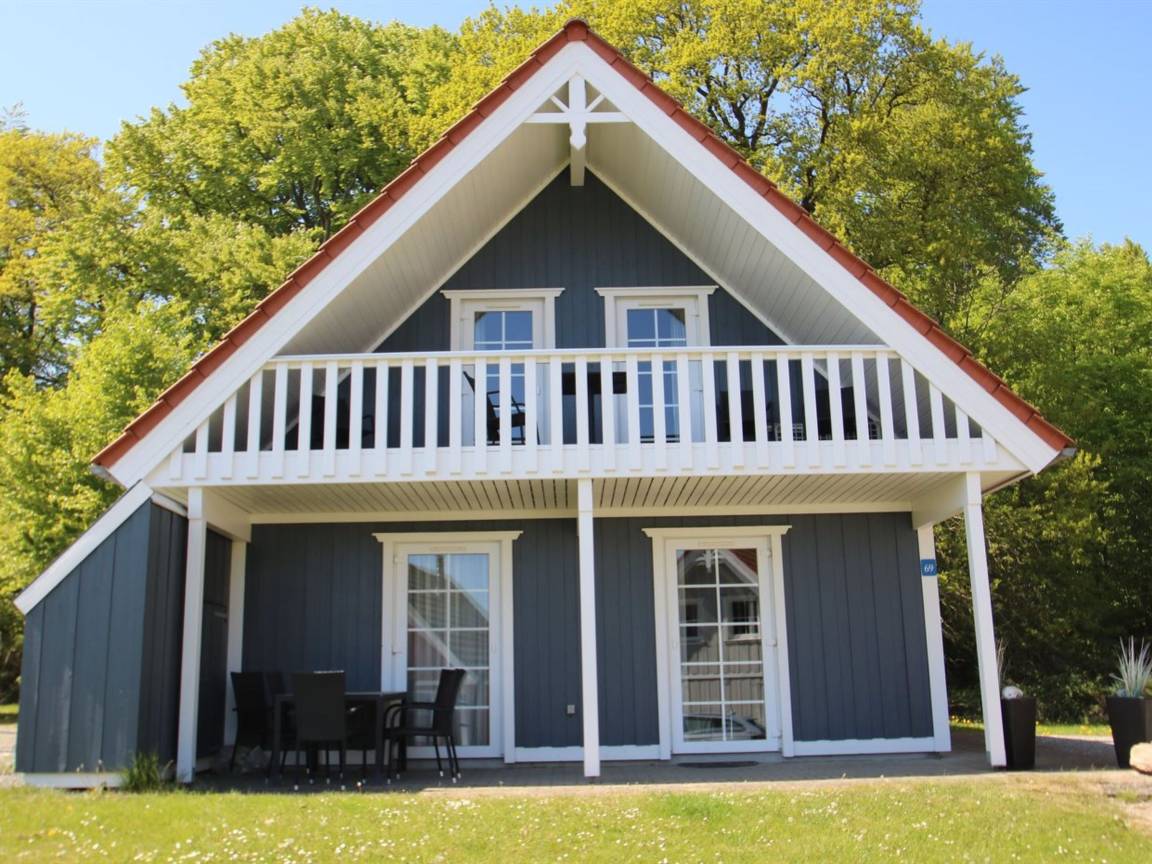 102 M² Ferienhaus ∙ 1 Schlafzimmer ∙ 8 Gäste - Sonderburg