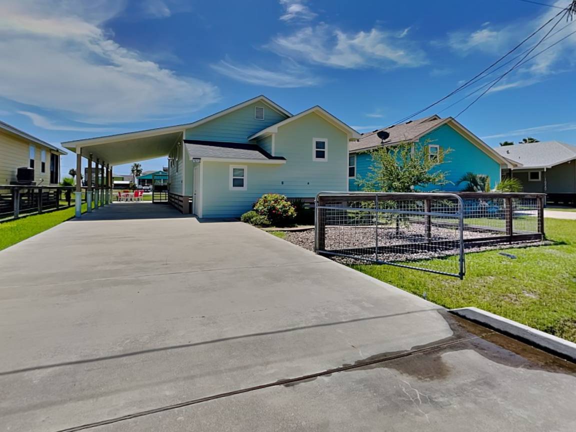 116 M² House ∙ 2 Bedrooms ∙ 4 Guests - Rockport, TX