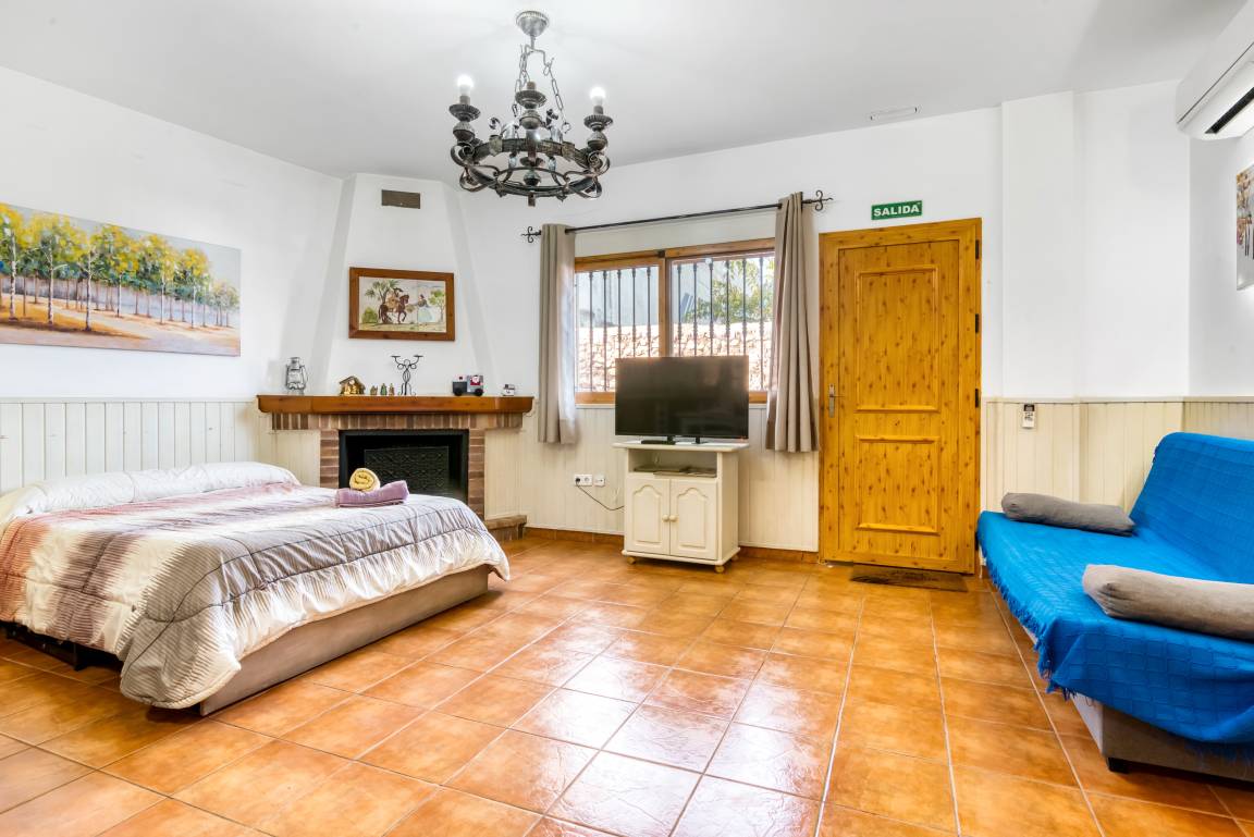 50 M² Studio ∙ 4 Personnes - Orba
