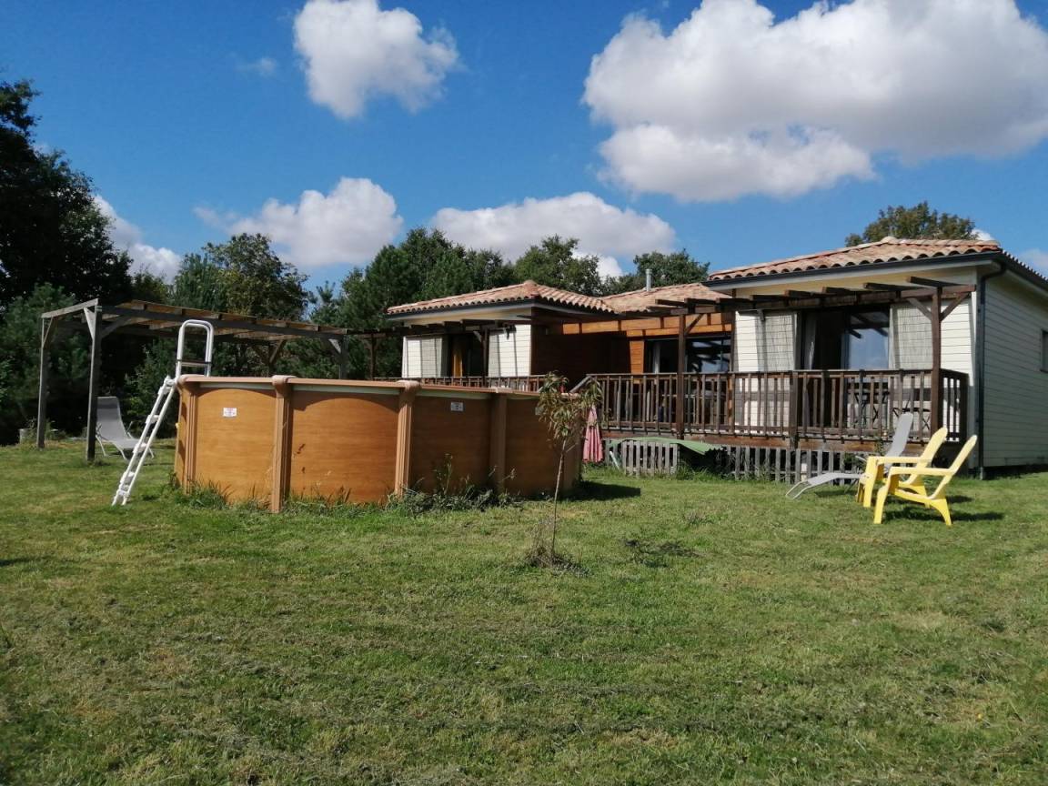 100 M² Gîte ∙ 3 Chambres ∙ 7 Personnes - Haute-Garonne