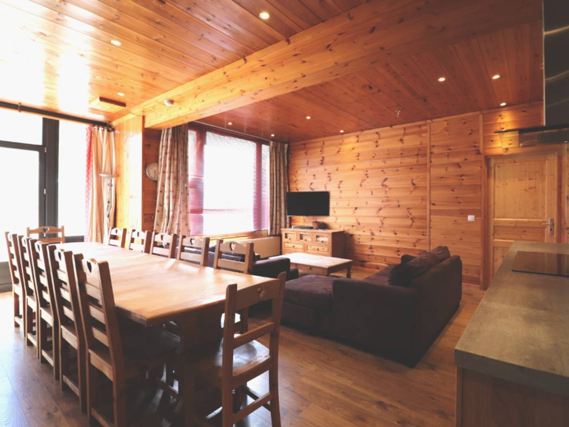 180 M² Apartment ∙ 6 Bedrooms ∙ 14 Guests - Tignes