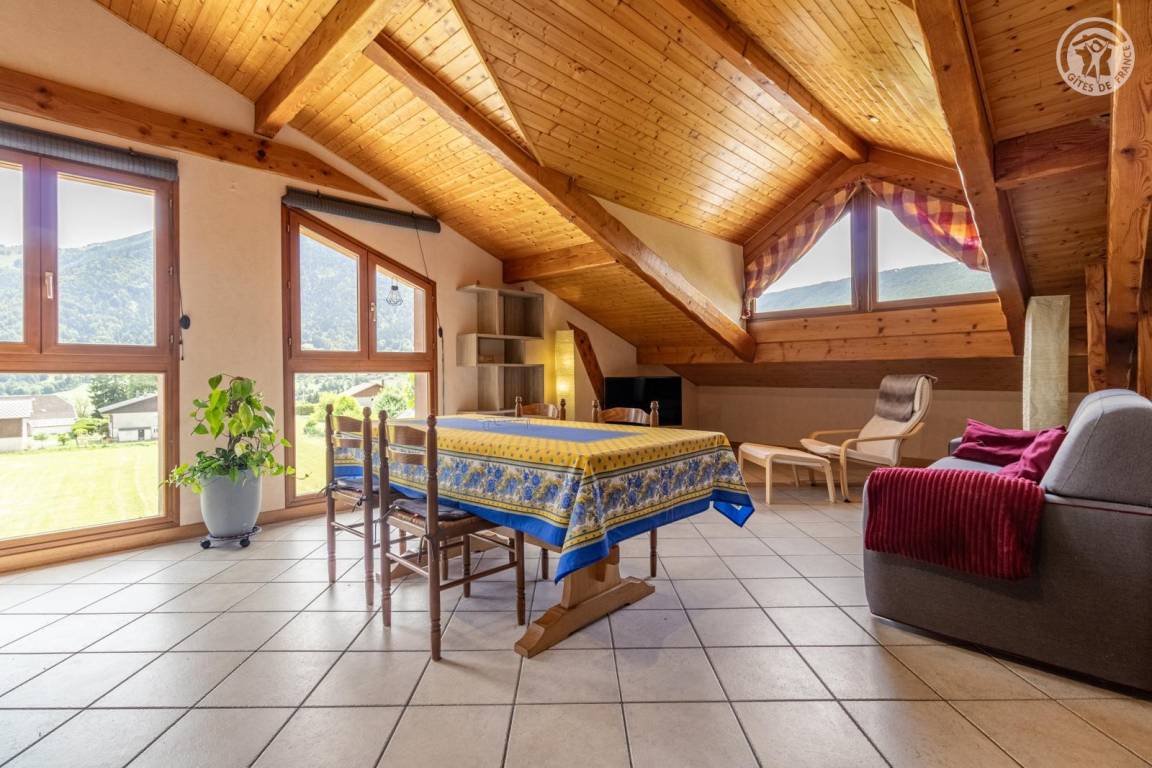 77 M² Gîte ∙ 3 Chambres ∙ 6 Personnes - Lescheraines