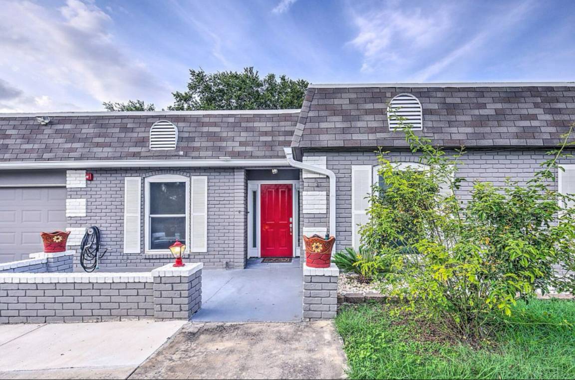 206 M² House ∙ 4 Bedrooms ∙ 8 Guests - San Antonio, TX