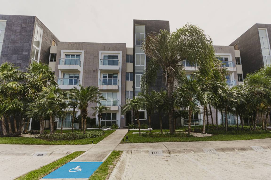 70 M² Apartamento ∙ 2 Habitaciones ∙ 6 Huéspedes - Cozumel