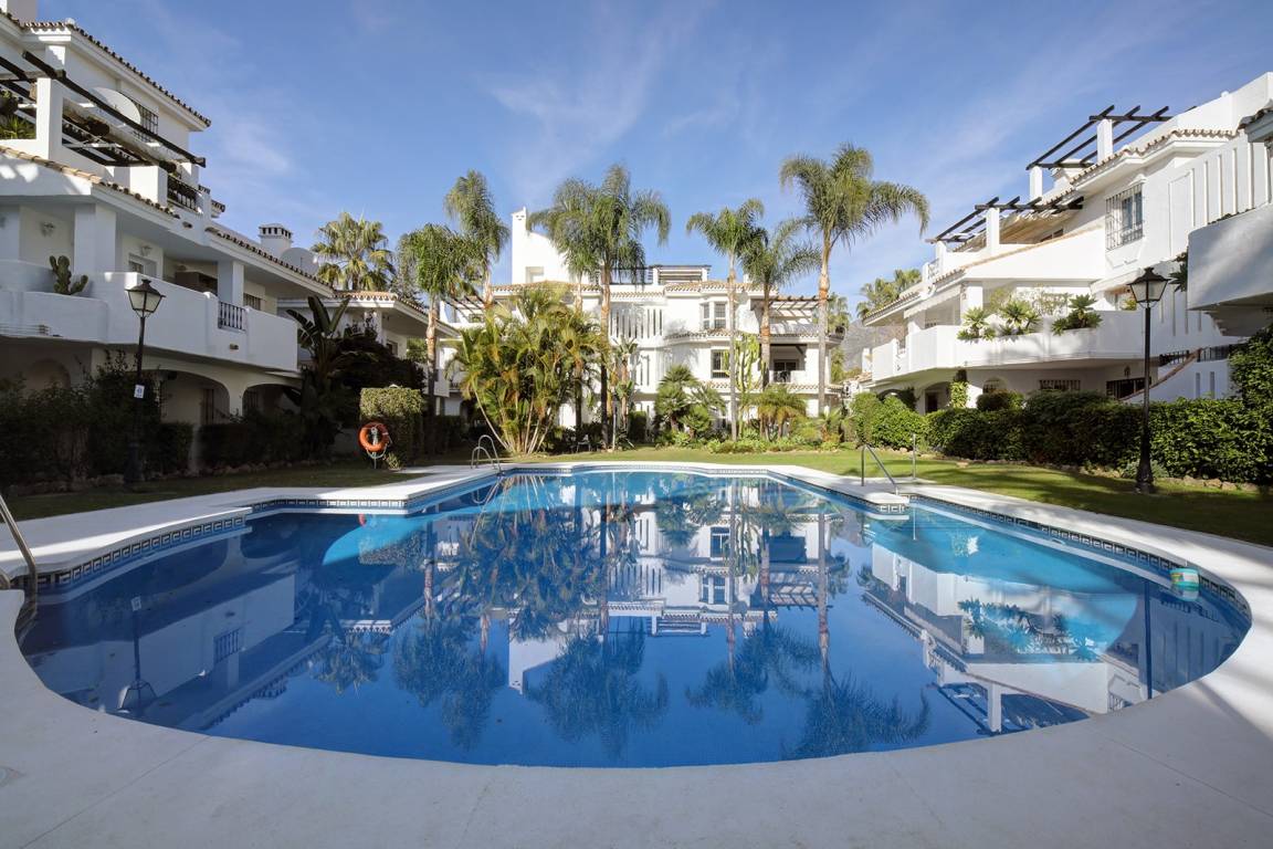 125 M² Apartment ∙ 3 Bedrooms ∙ 6 Guests - Puerto Banús