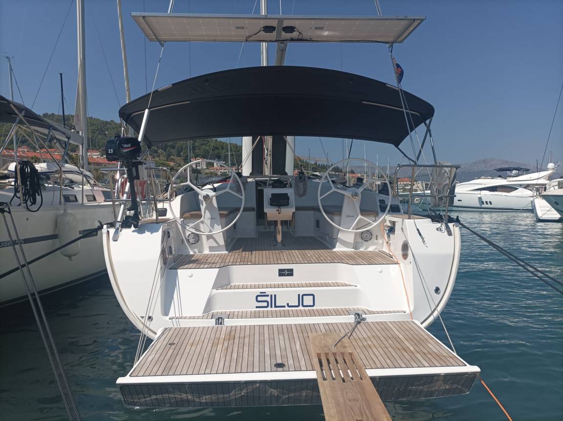 14 M² Hausboot ∙ 3 Schlafzimmer ∙ 6 Gäste - Split