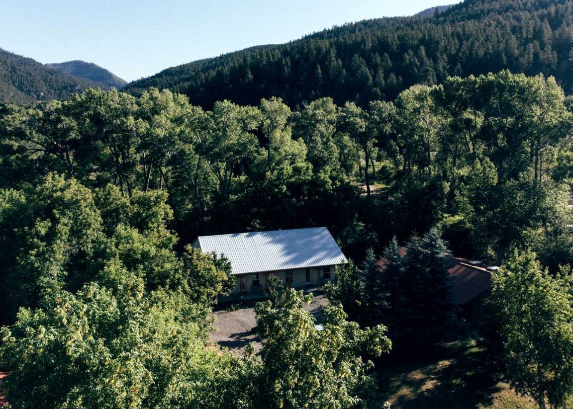 House ∙ 2 Bedrooms ∙ 4 Guests - Pecos Canyon State Park, Tererro