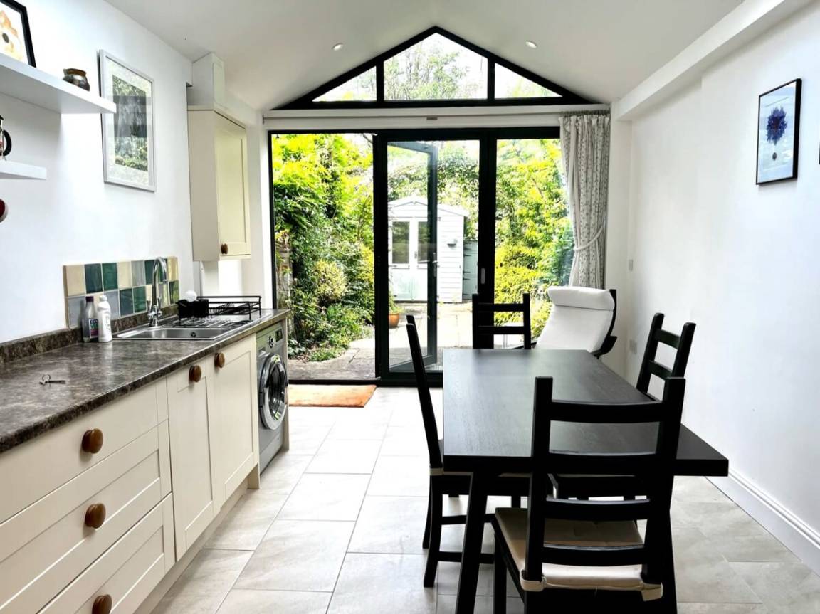 75 M² House ∙ 1 Bedroom ∙ 2 Guests - Cambridge University