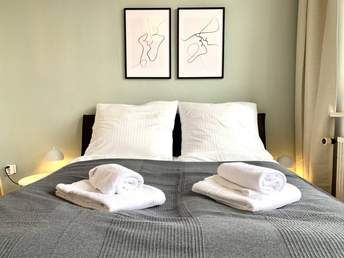 20 M² Ferienwohnung ∙ 1 Schlafzimmer ∙ 2 Gäste - Königsbrunn