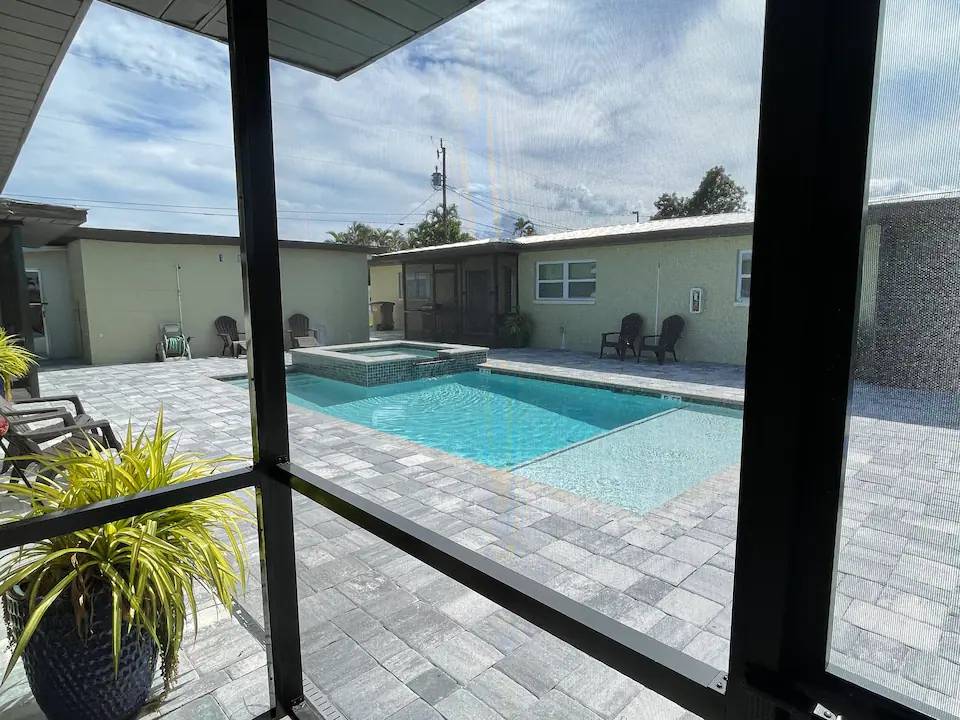 47 M² House ∙ 1 Bedroom ∙ 4 Guests - Cypress Lake, FL
