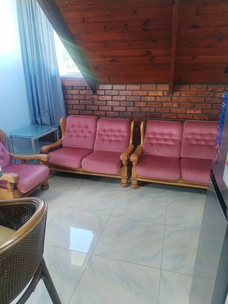 90 M² Apartment ∙ 2 Bedrooms ∙ 6 Guests - Amanzimtoti