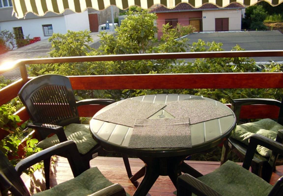 40 M² Ferienwohnung ∙ 2 Schlafzimmer ∙ 4 Gäste - Murter