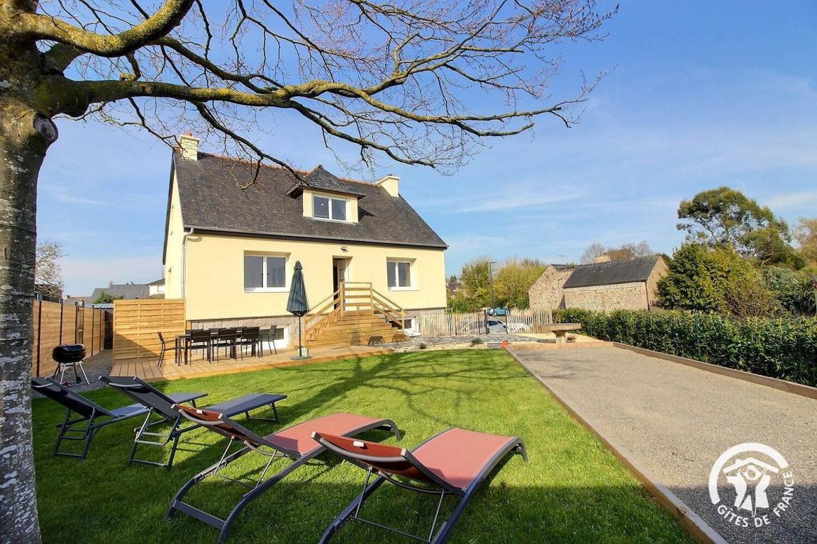 130 M² Gîte ∙ 4 Chambres ∙ 7 Personnes - Yffiniac